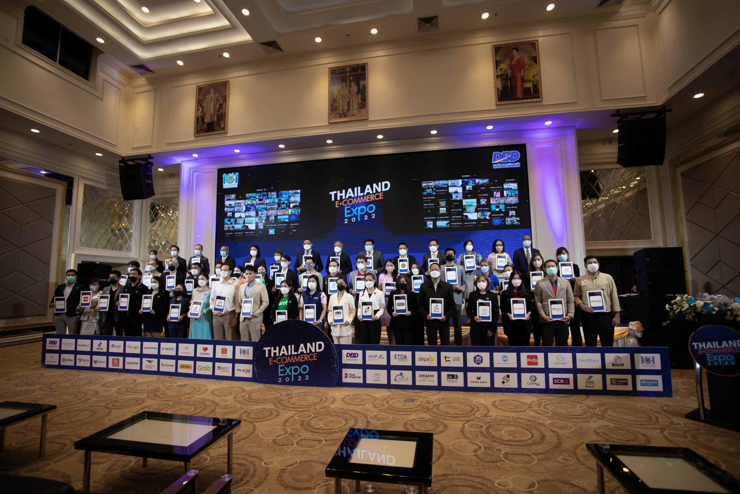 ClickNext ส่ง MakeWebEasy เข้าร่วมงานแถลงข่าว THAILAND E-COMMERCE Expo ...